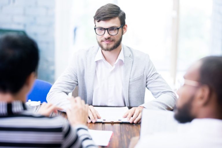 Headhunter: cuál es su función y cómo ayuda a las empresa